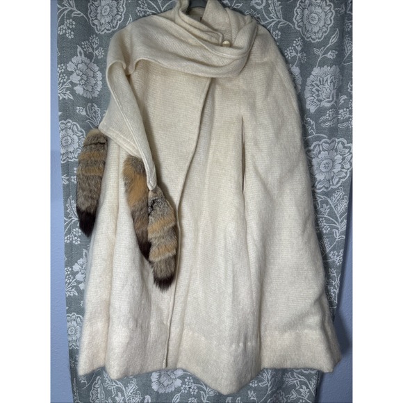 Cest Simone | Jackets & Coats | True Vintage Cest Simone Opera Cape ...